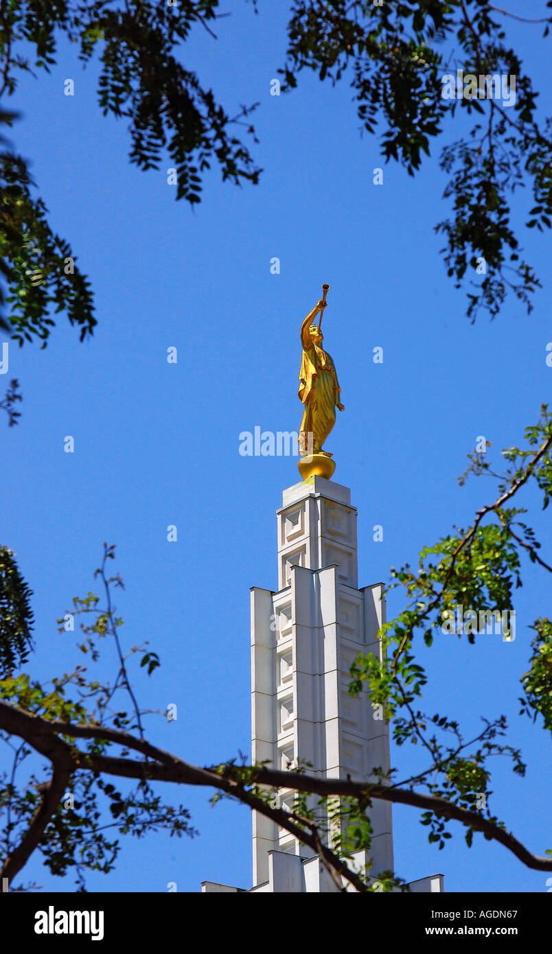 Golden Statue of Gabriel on top of the Mormon Temple at Idaho Falls ...