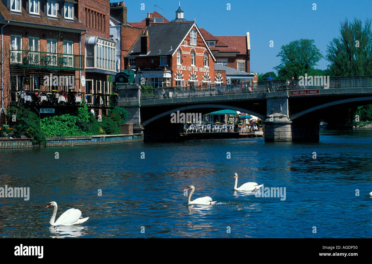 Eton bridge river Thames Windsor Berkshire Stock Photo - Alamy