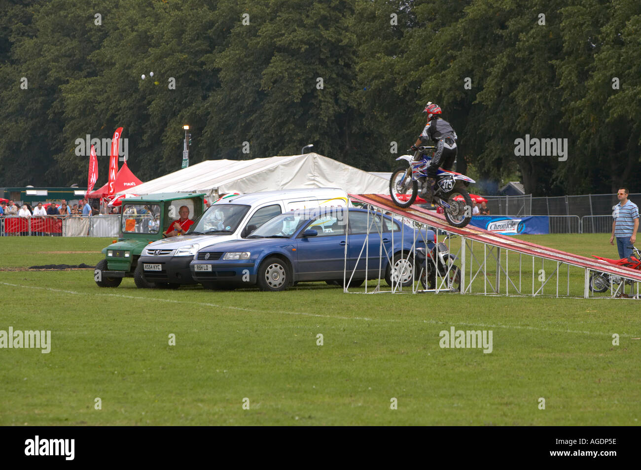 Stunt rider hi-res stock photography and images - Alamy