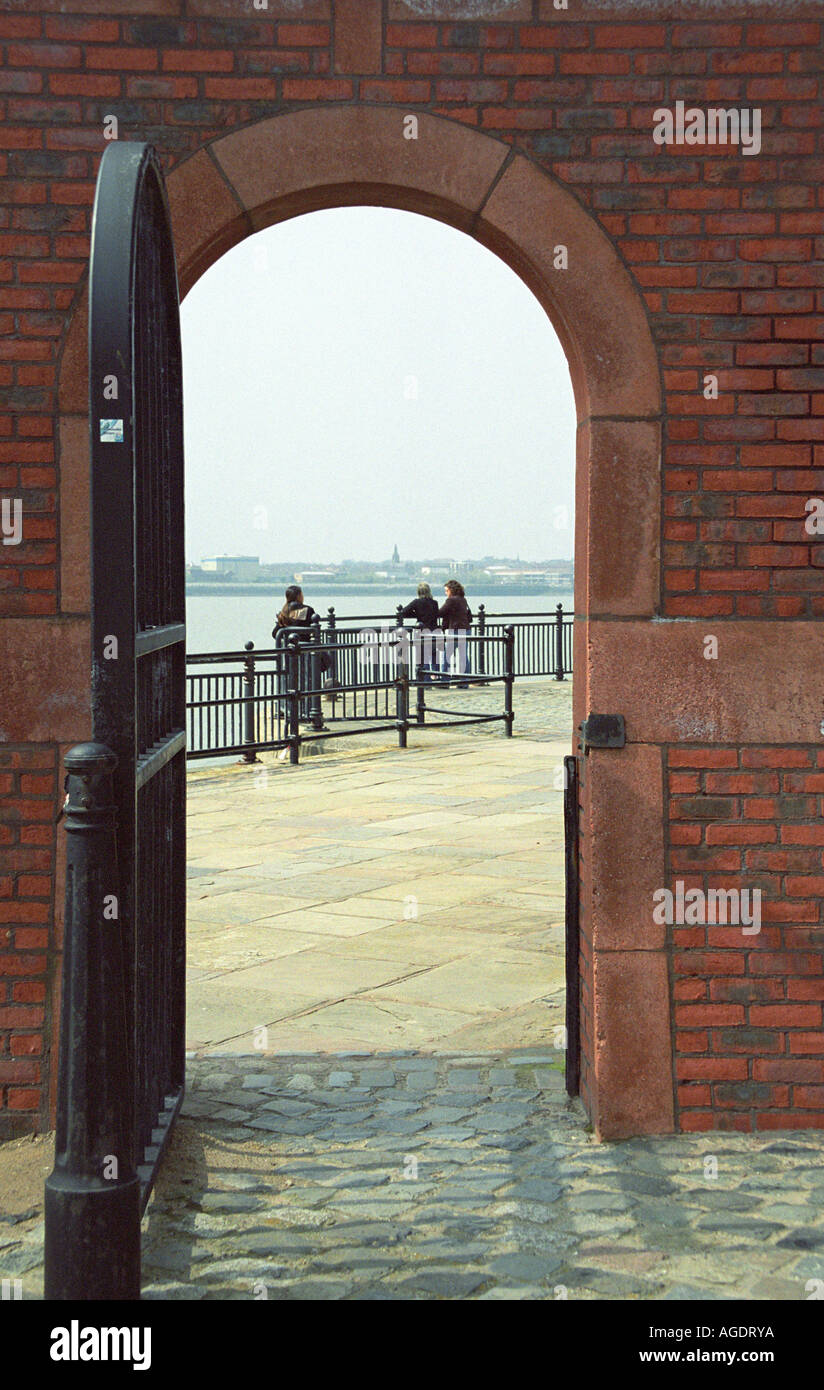 Liverpool maritime walk hi-res stock photography and images - Alamy