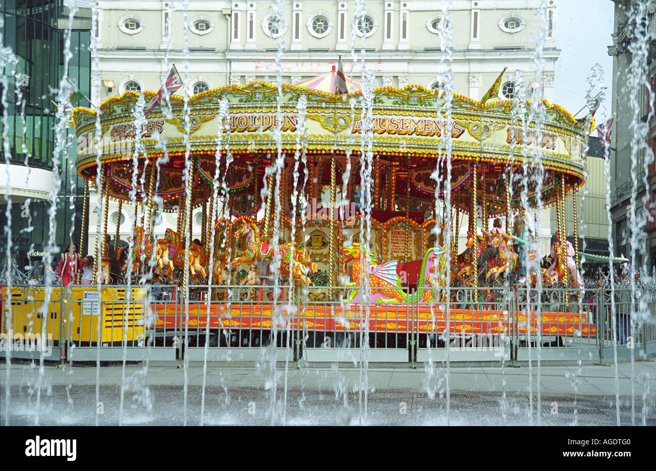 Merry go round and fountain hi-res stock photography and images - Alamy