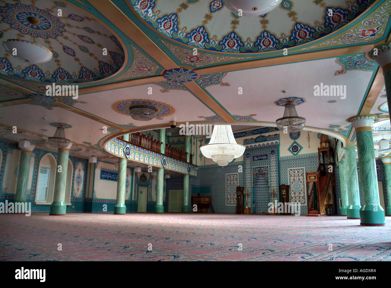 INTERIOR SEEN OF MOSQUE Stock Photo - Alamy
