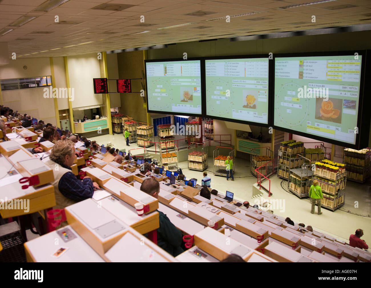 Dutch clock auction hi-res stock photography and images - Alamy