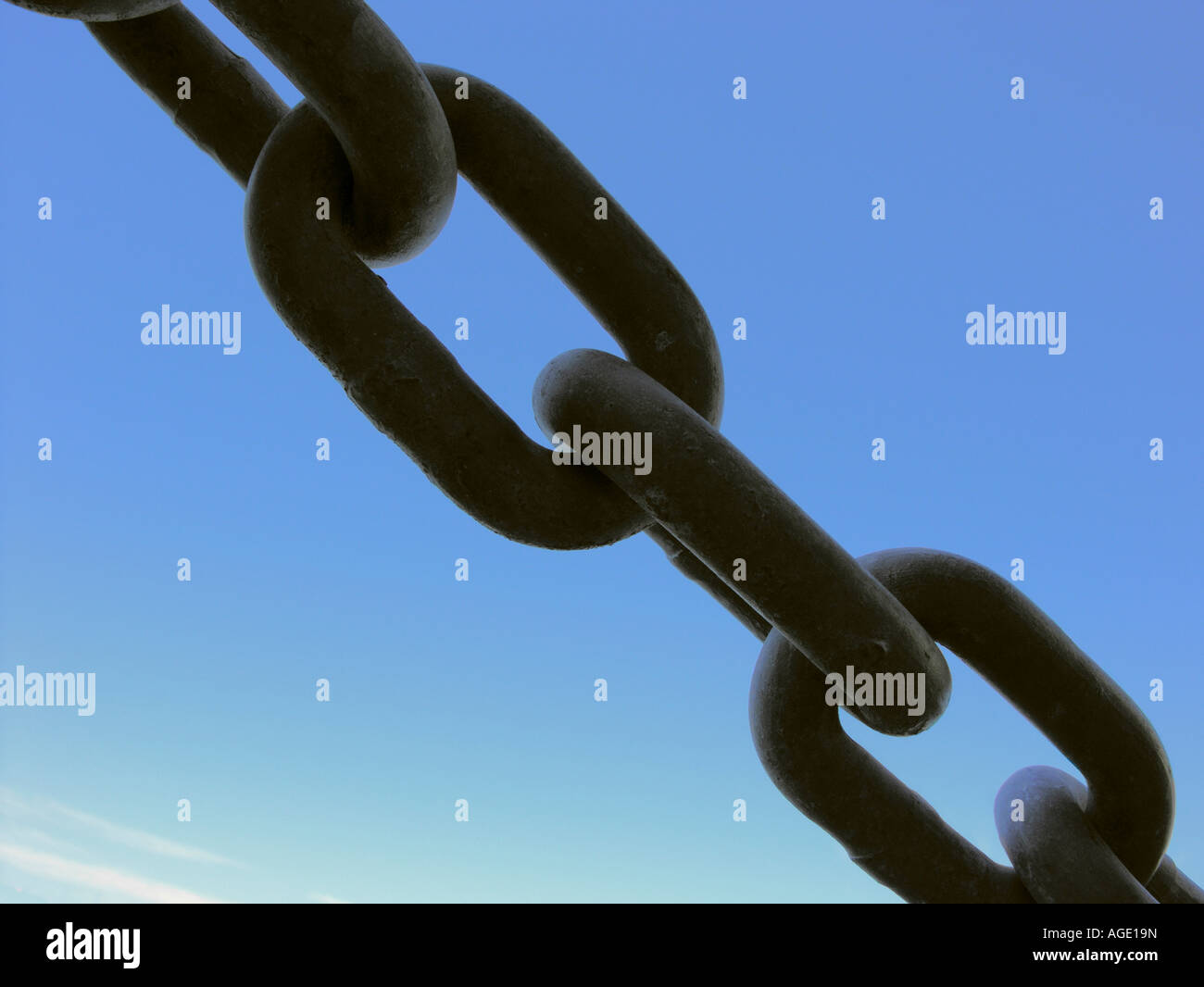 Strong metal chain links Stock Photo - Alamy