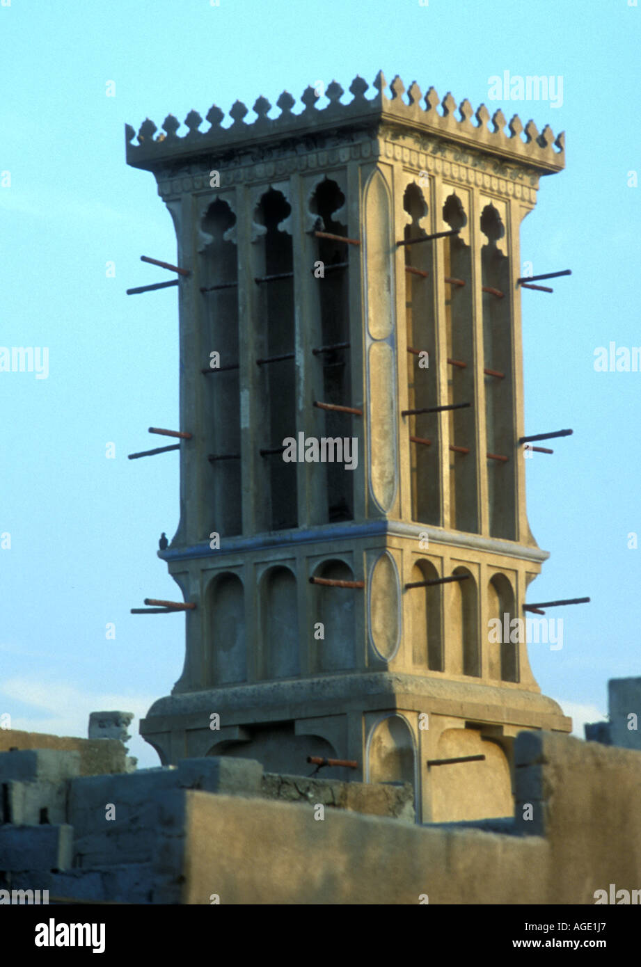 Wind tower traditional arab house hi-res stock photography and images ...