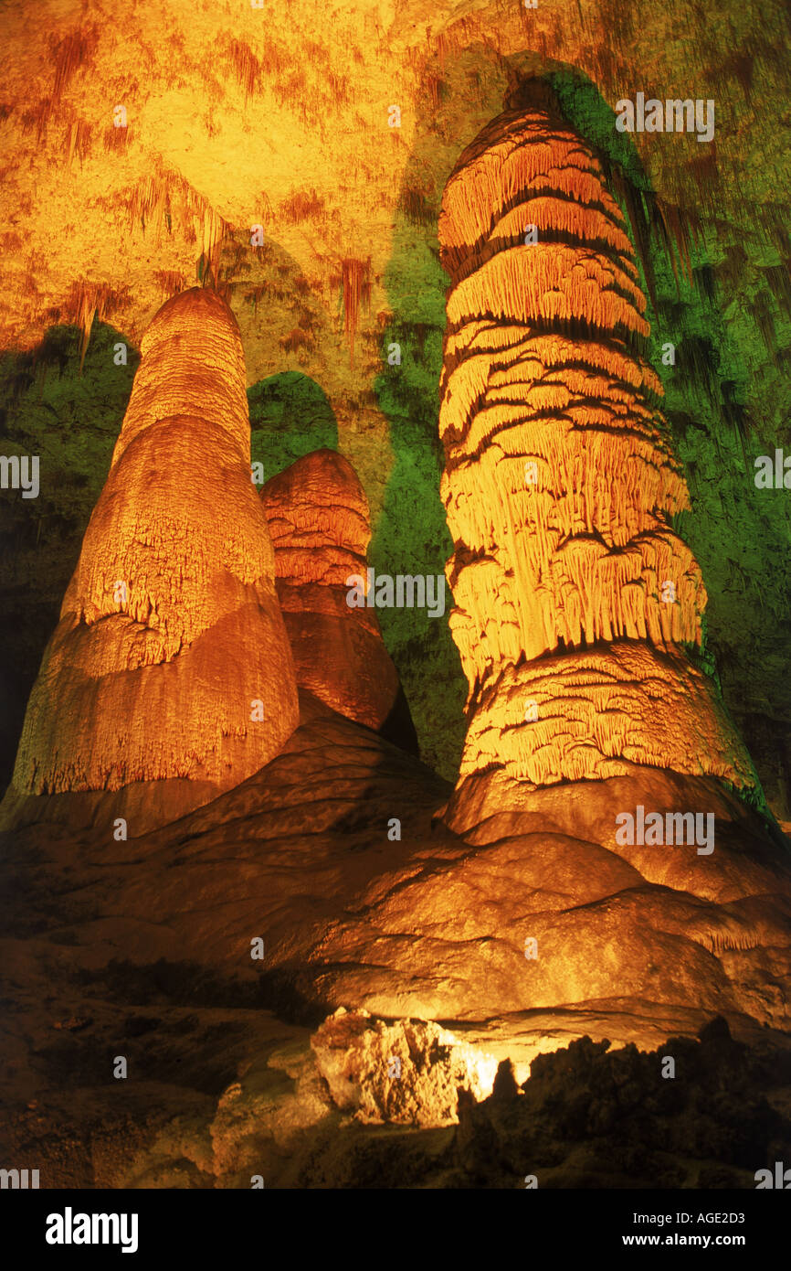 Underground rock formations at Carlsbad Caverns National Park in New ...