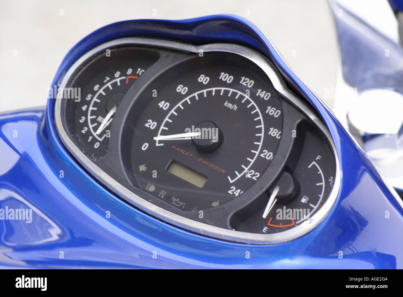 Harley temperature gauge hi-res stock photography and images - Alamy