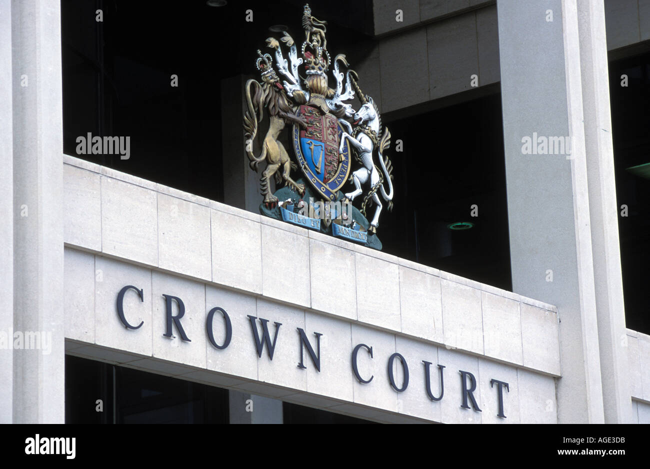 Kingston crown court hi-res stock photography and images - Alamy