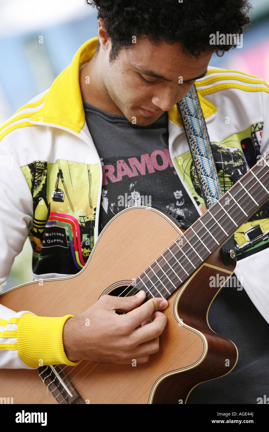 Artsfest in Brindleyplace Singer performing on the bandstand Stock ...