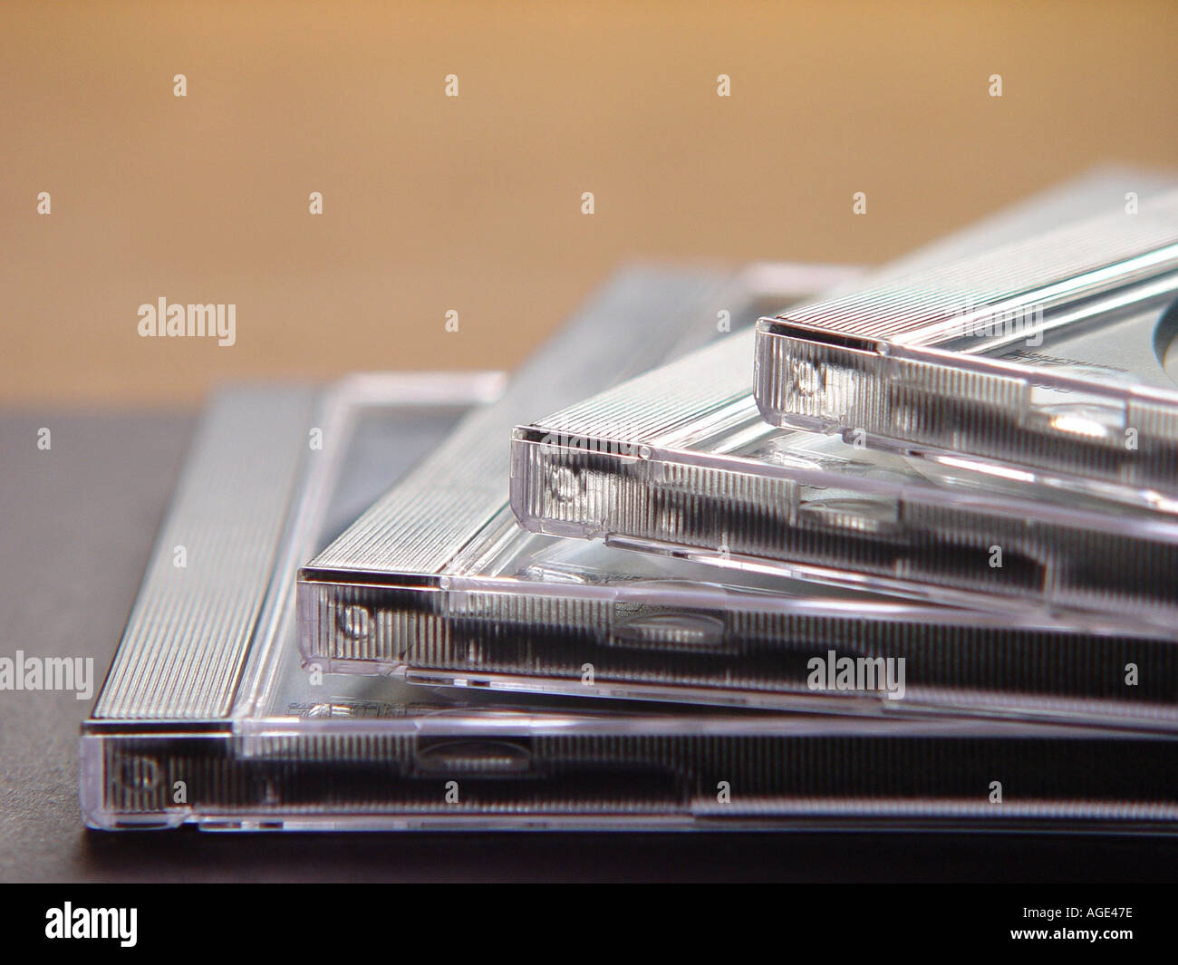 Hinge cases hi-res stock photography and images - Alamy
