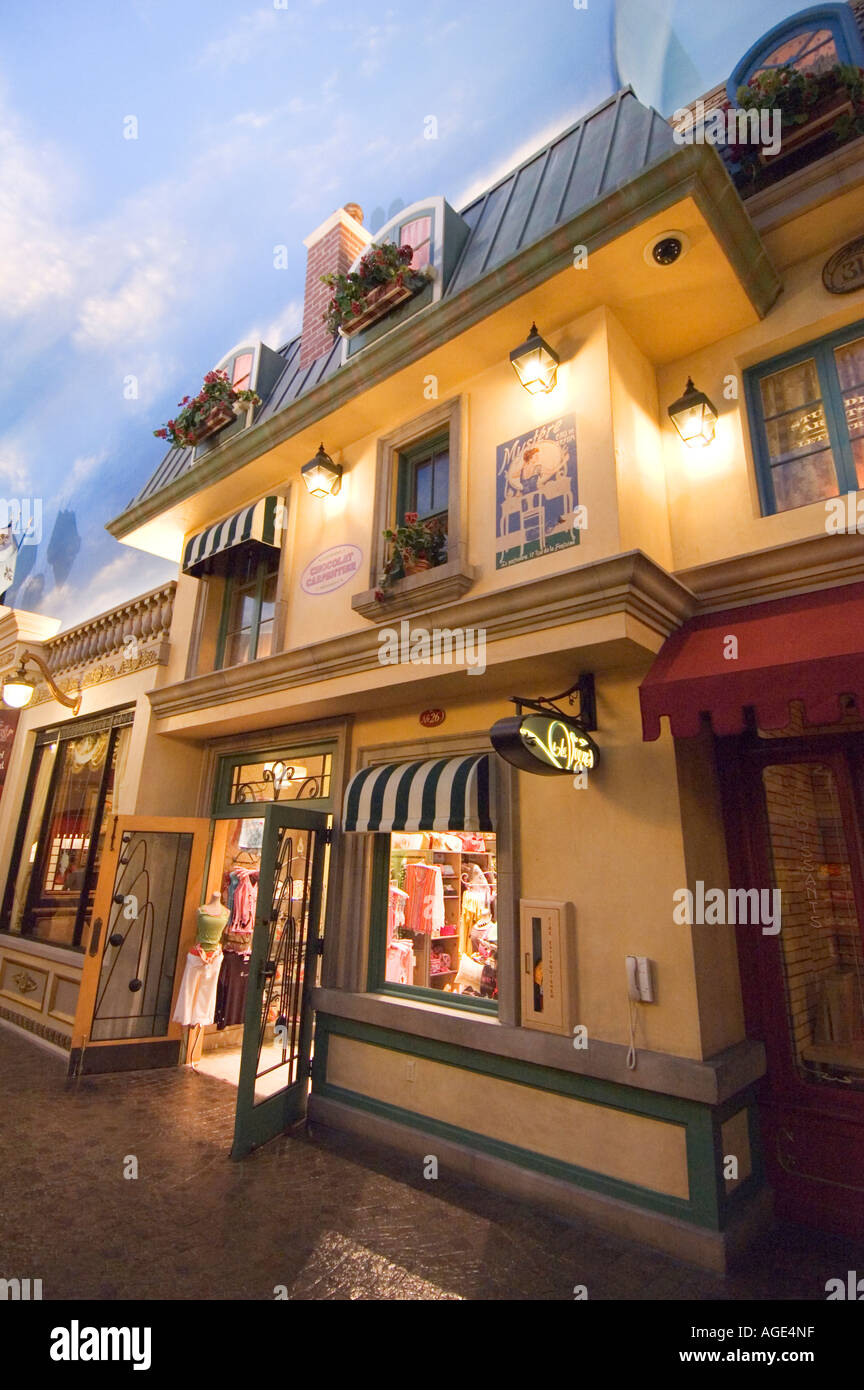 Betting shop interior hi-res stock photography and images - Alamy