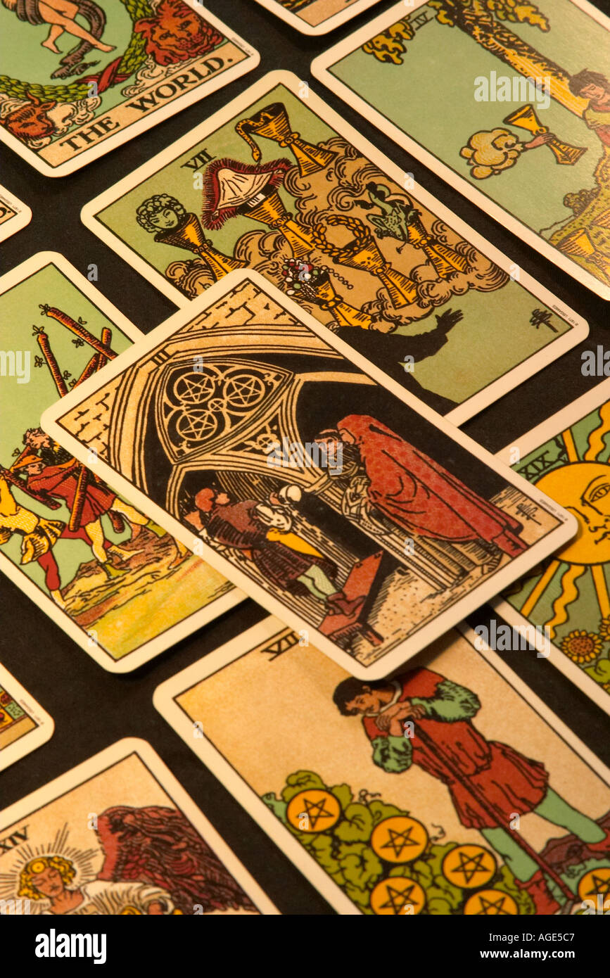 Tarocchi cards hi-res stock photography and images - Alamy