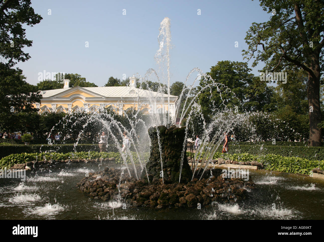 The Sheaf Fountain, Peterhof Stock Photo - Alamy