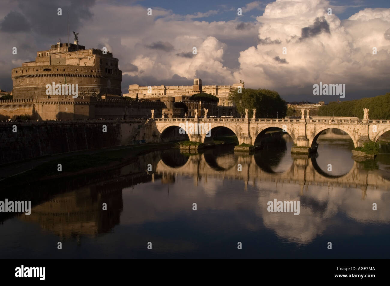 Fort D'Angelo and the Pont D'Angelo, Rome Italy Stock Photo - Alamy