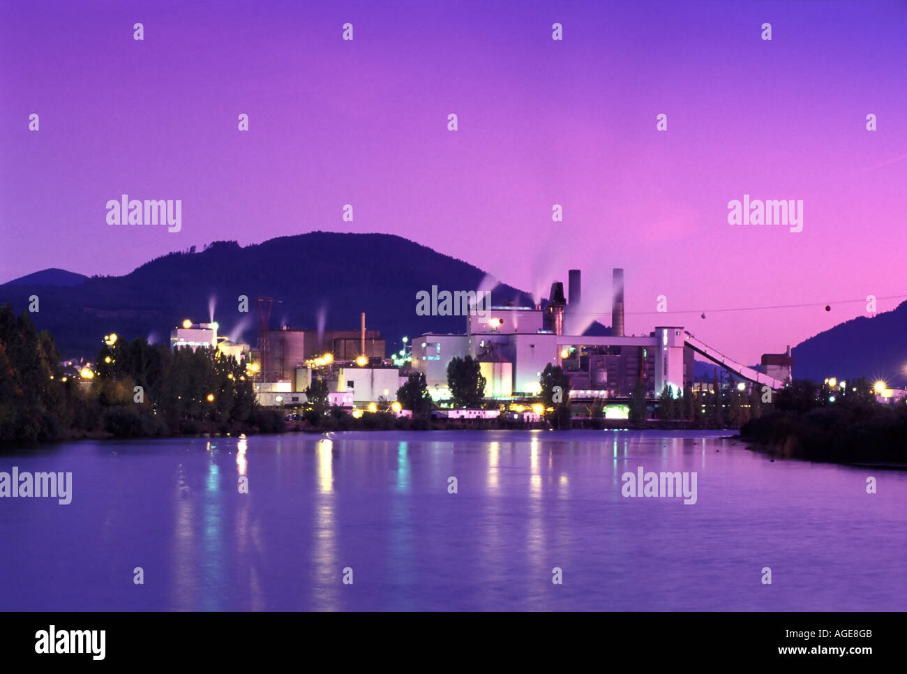 Port alberni mill hi-res stock photography and images - Alamy