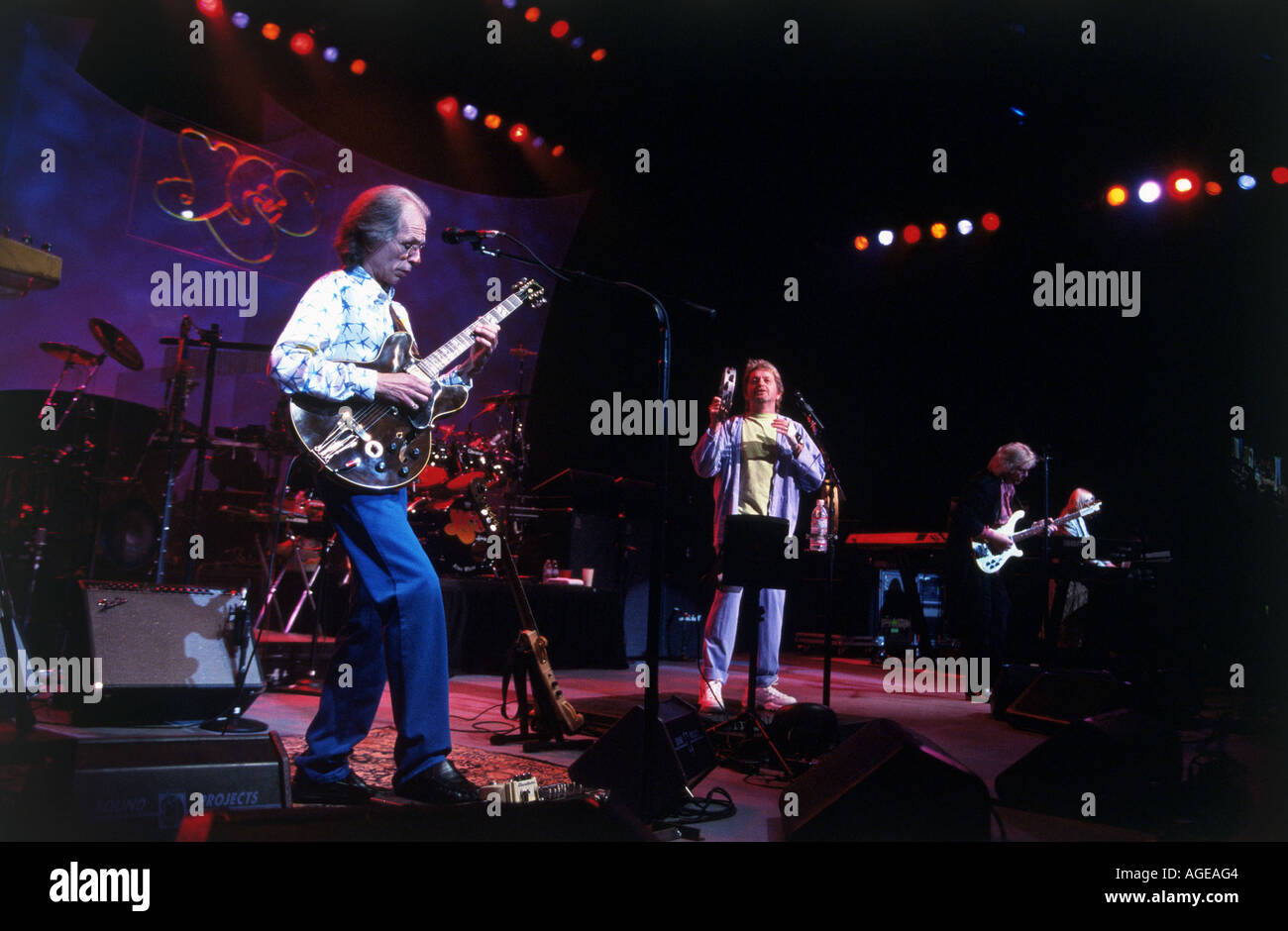 YES UK rock group in August 2002 during a US tour Stock Photo - Alamy