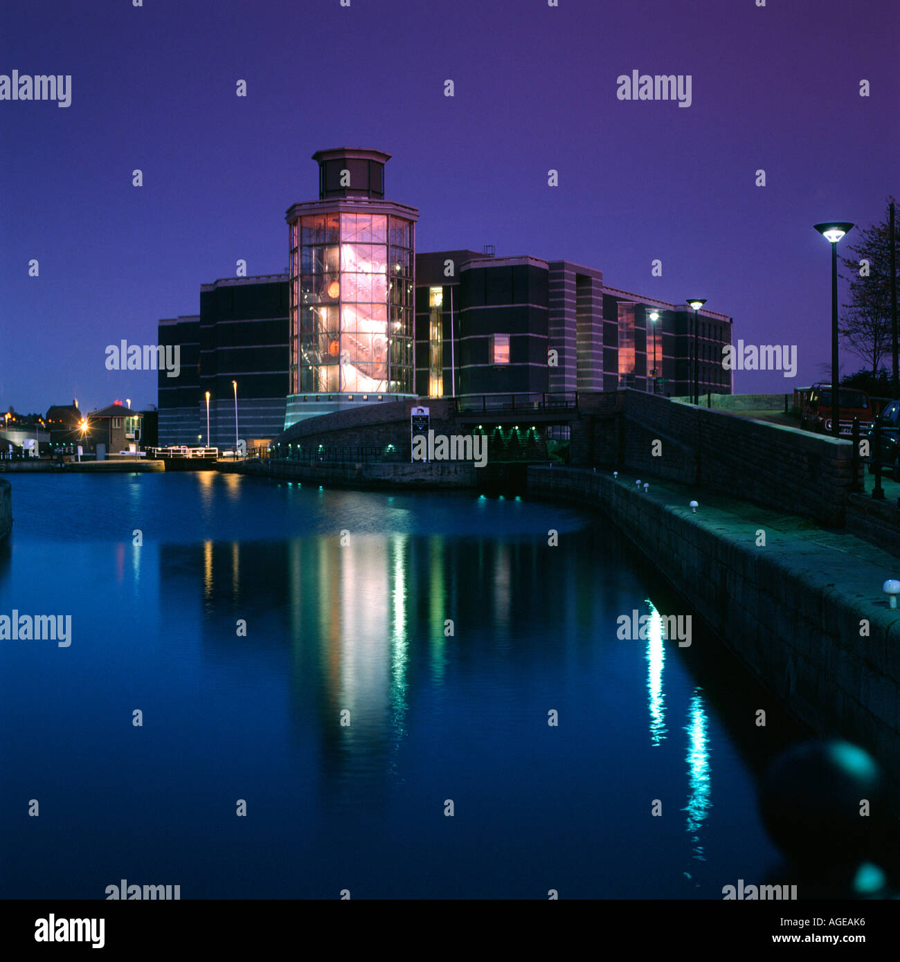 Armouries hi-res stock photography and images - Alamy