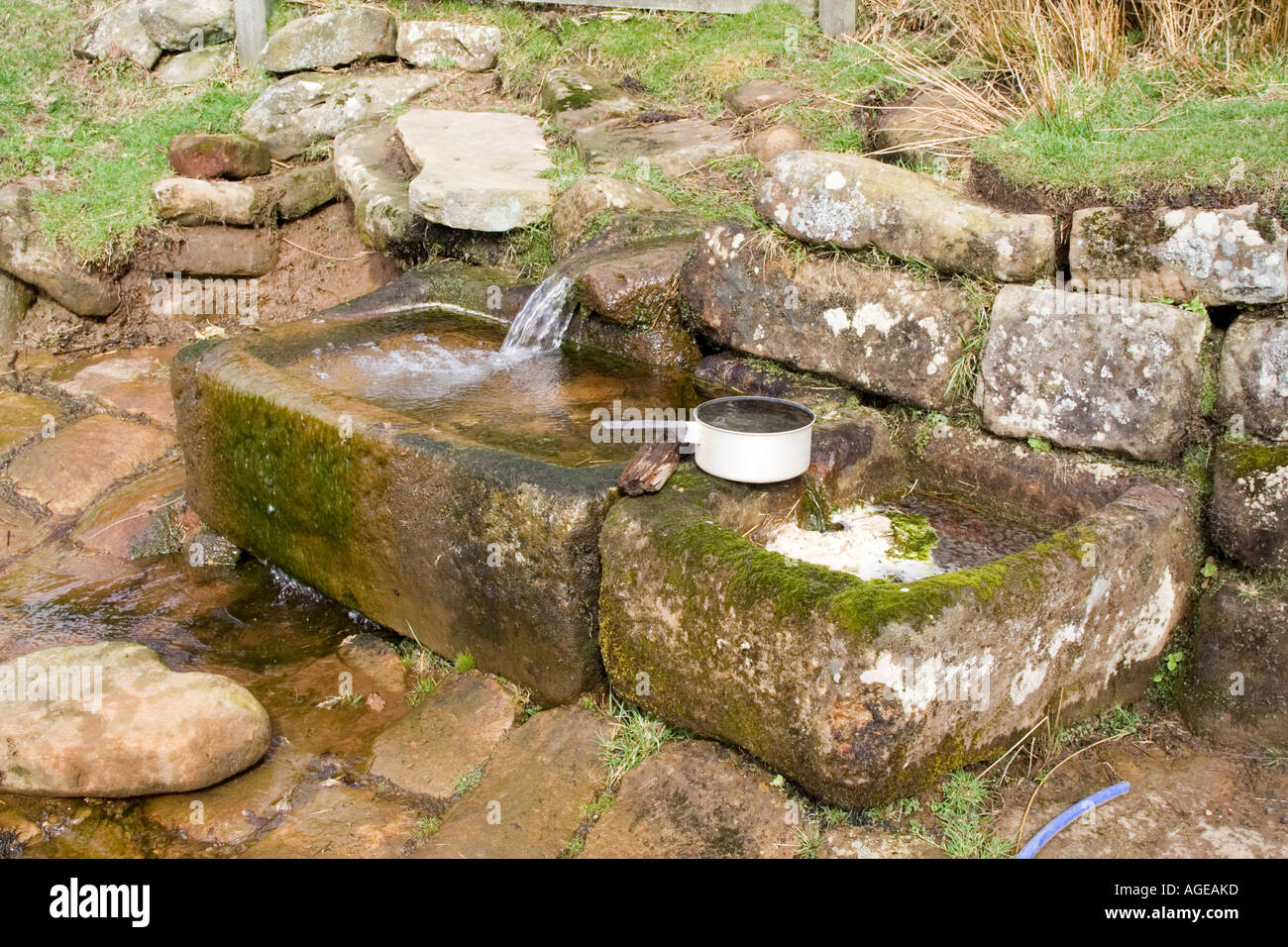 Water trough stone hi-res stock photography and images - Alamy