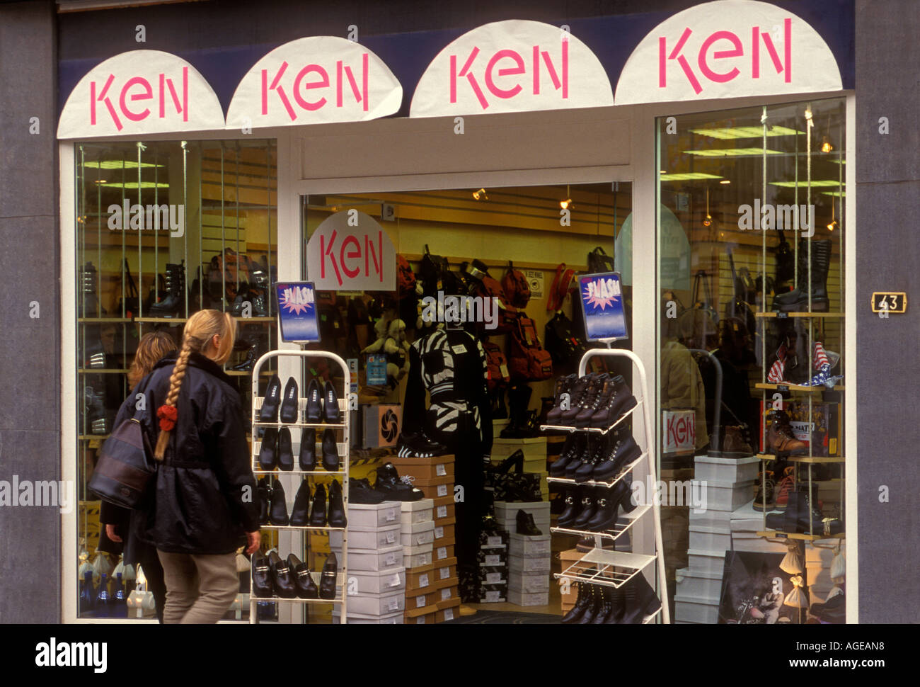 Adult ken hi-res stock photography and images - Alamy