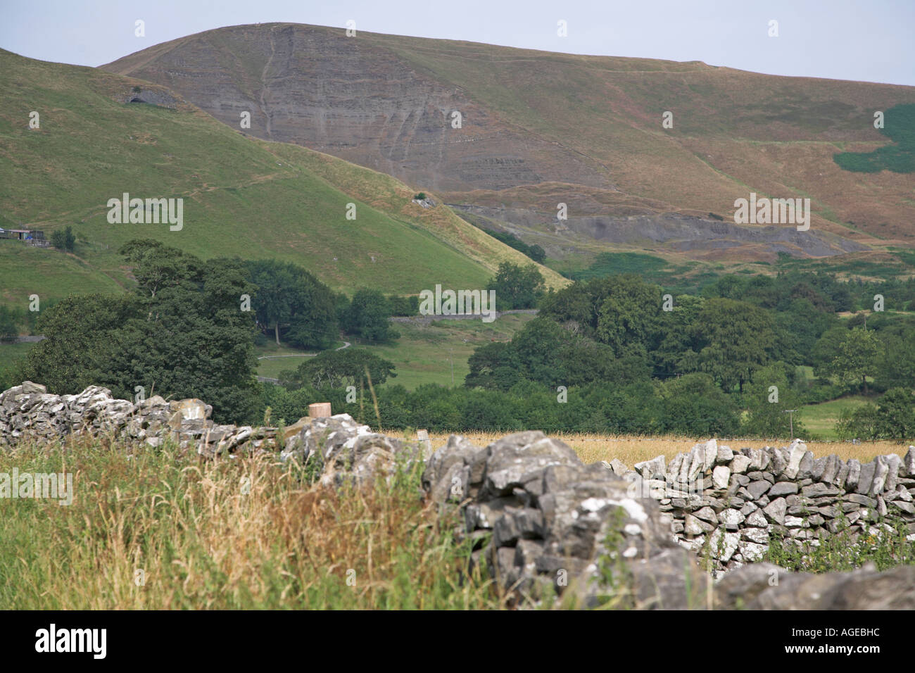 Mam Tor Castleton Peak District national park Derbyshire England Stock ...