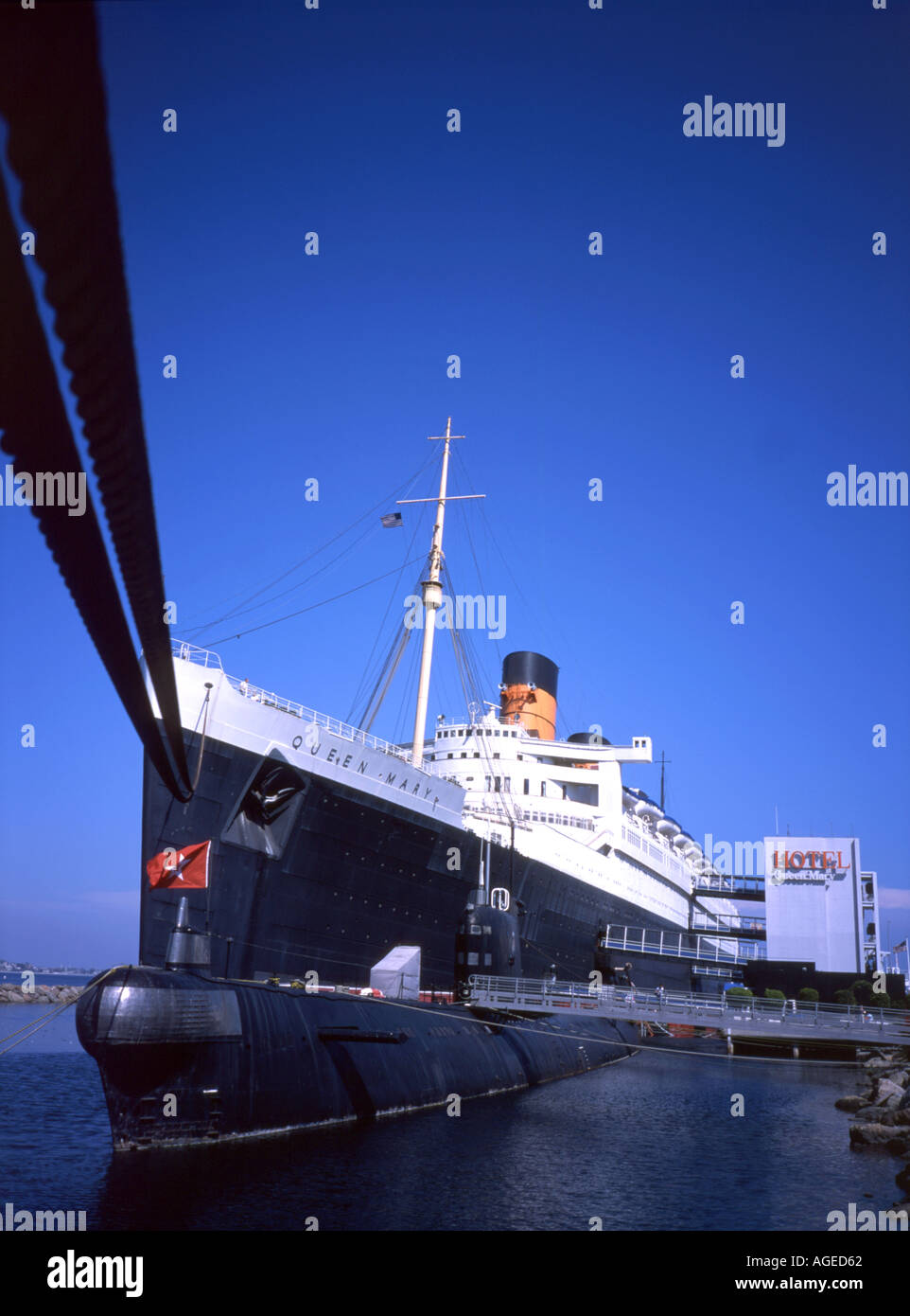 Queen mary ship russian submarine hi-res stock photography and images ...