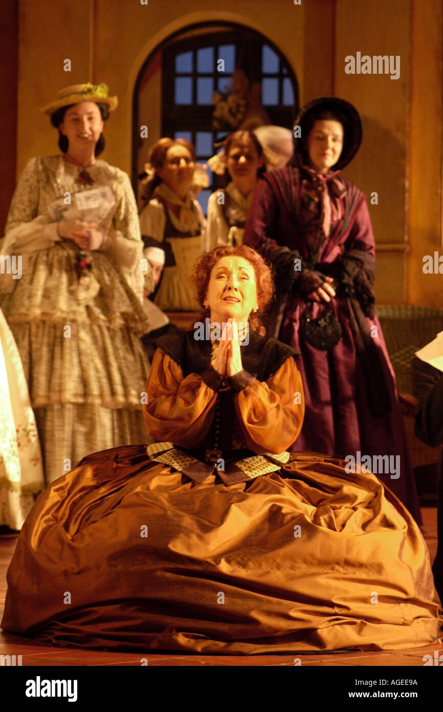 Welsh National Opera production of Beatrice and Benedict by Hector ...