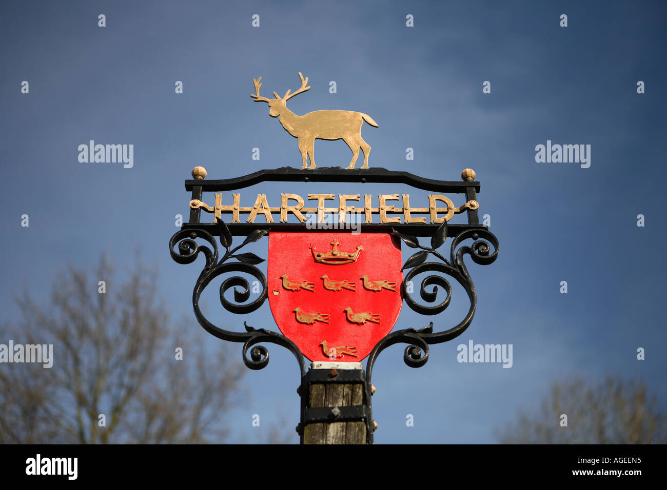 Pooh corner hartfield hi-res stock photography and images - Alamy