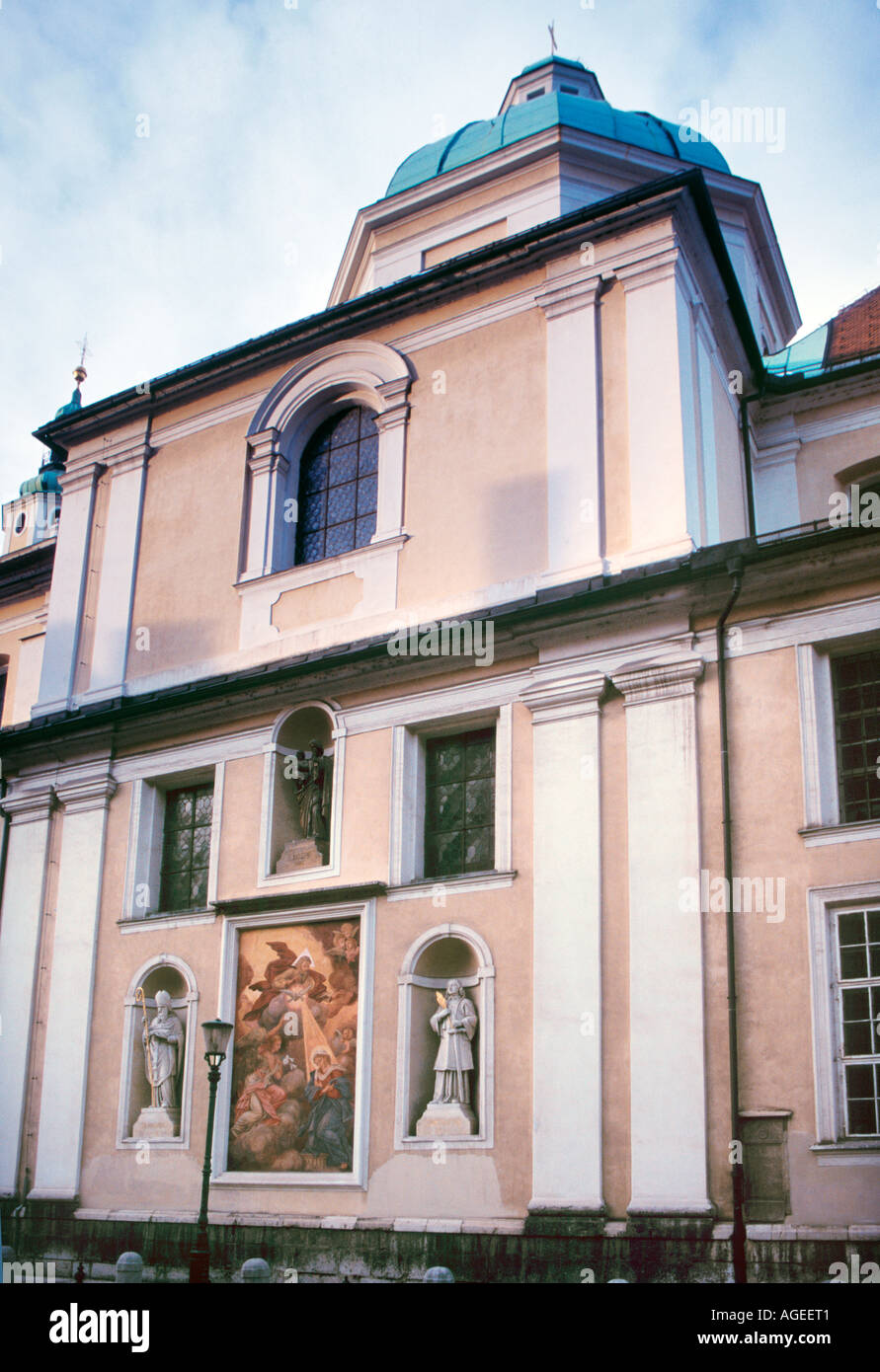 Town hall with towers of st nicholas church hi-res stock photography ...
