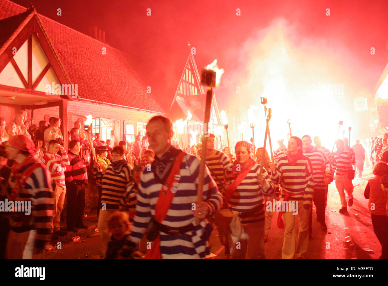 Bonfire night. Fletching, East Sussex. England Stock Photo - Alamy