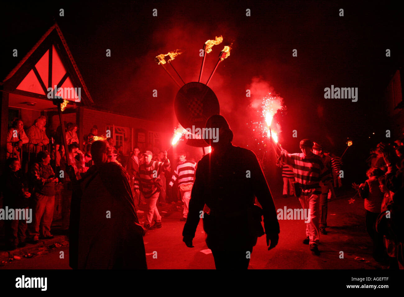 Bonfire night. Fletching, East Sussex. England Stock Photo - Alamy