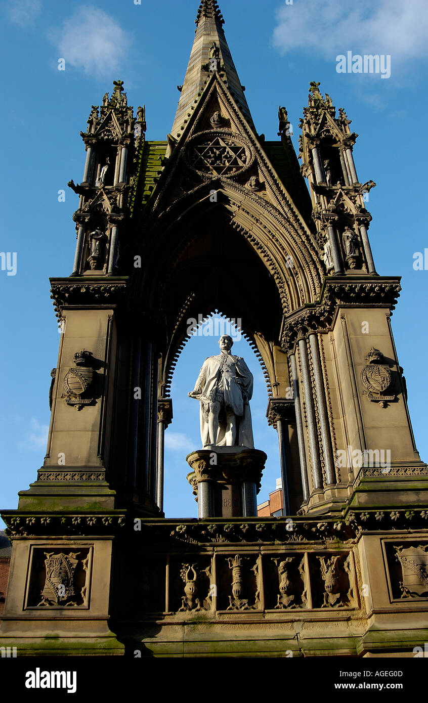 Albert Memorial Manchester Stock Photo - Alamy
