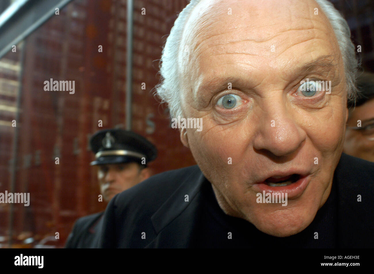 Red dragon anthony hopkins hi-res stock photography and images - Alamy