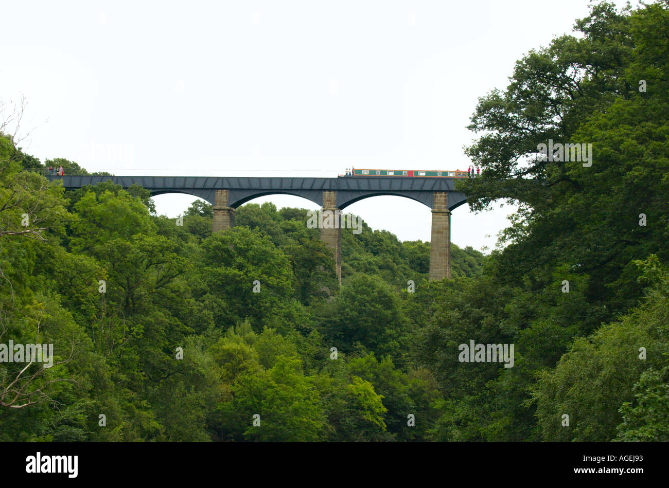 Thomas Telford s Pontcysyllte Aqueduct from the Cysylltau Bridge near ...