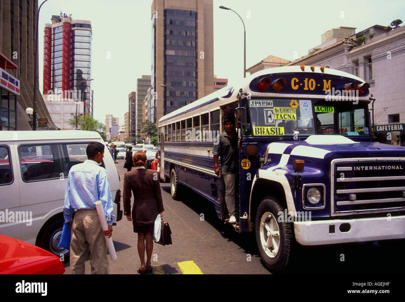 Lima bus hi-res stock photography and images - Alamy