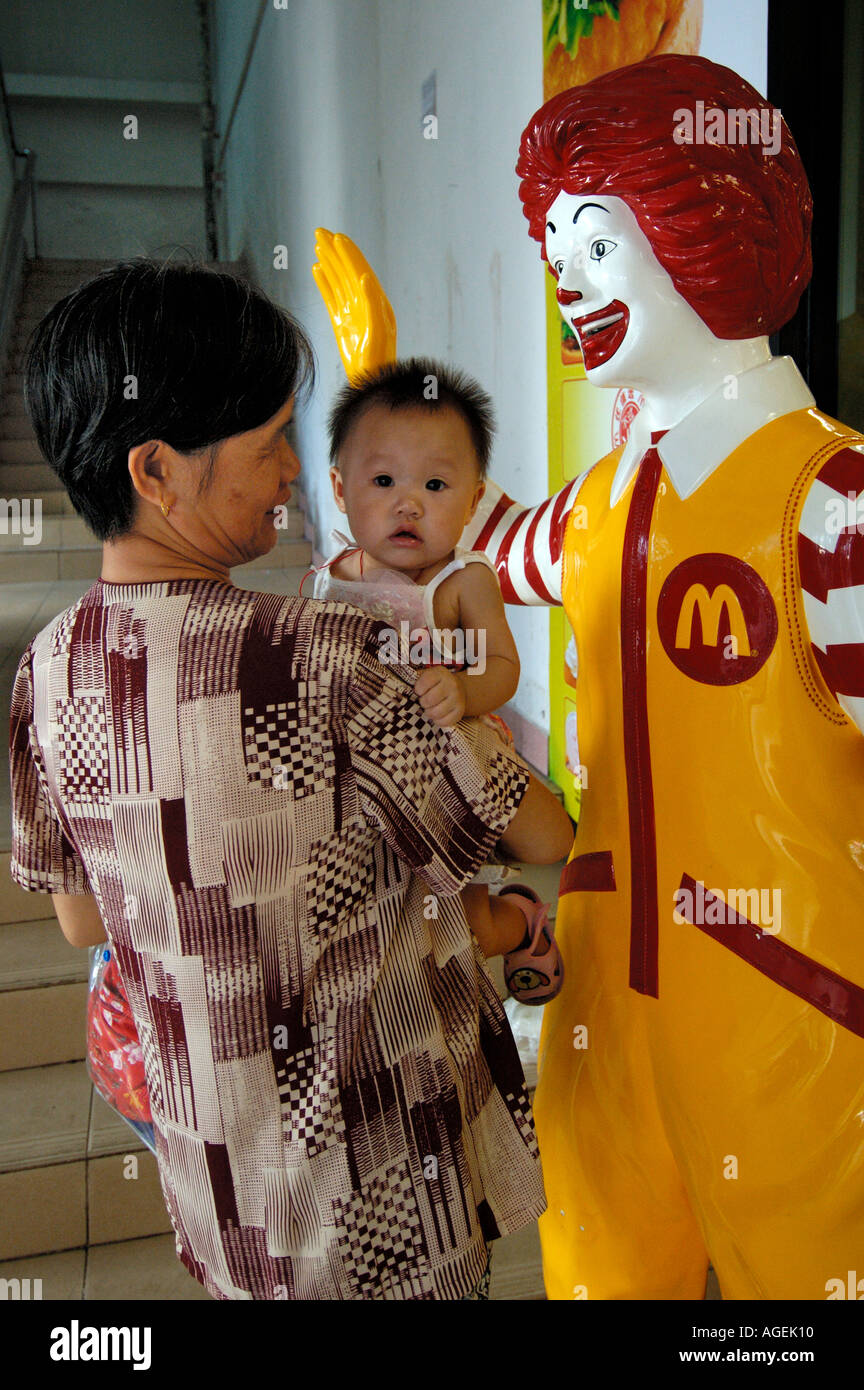 Shenzhen chinese fast food hi-res stock photography and images - Alamy