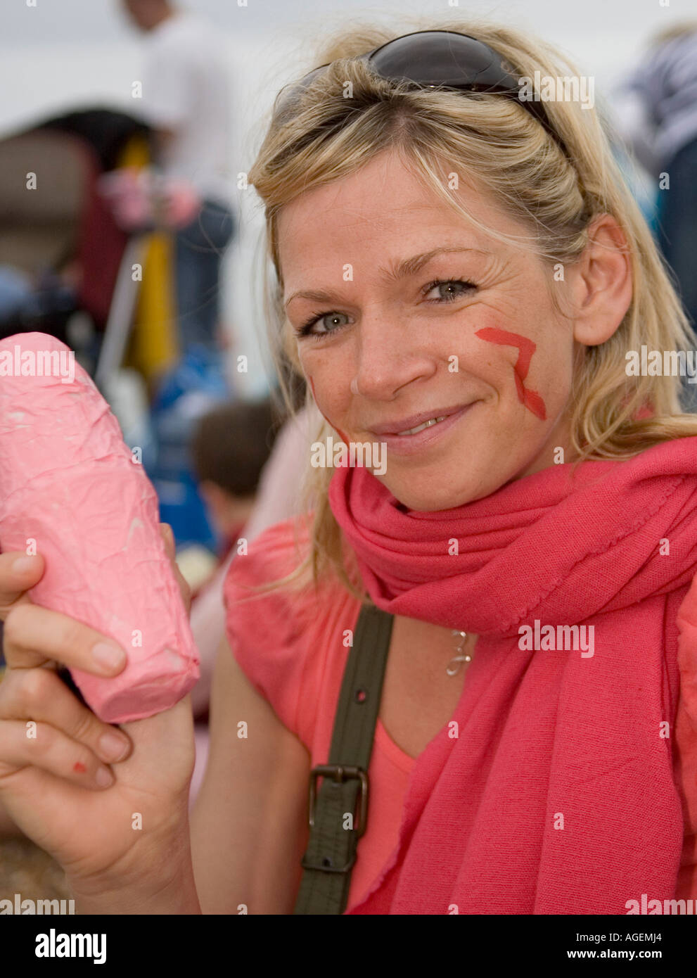Johnny ball zoe hi-res stock photography and images - Alamy