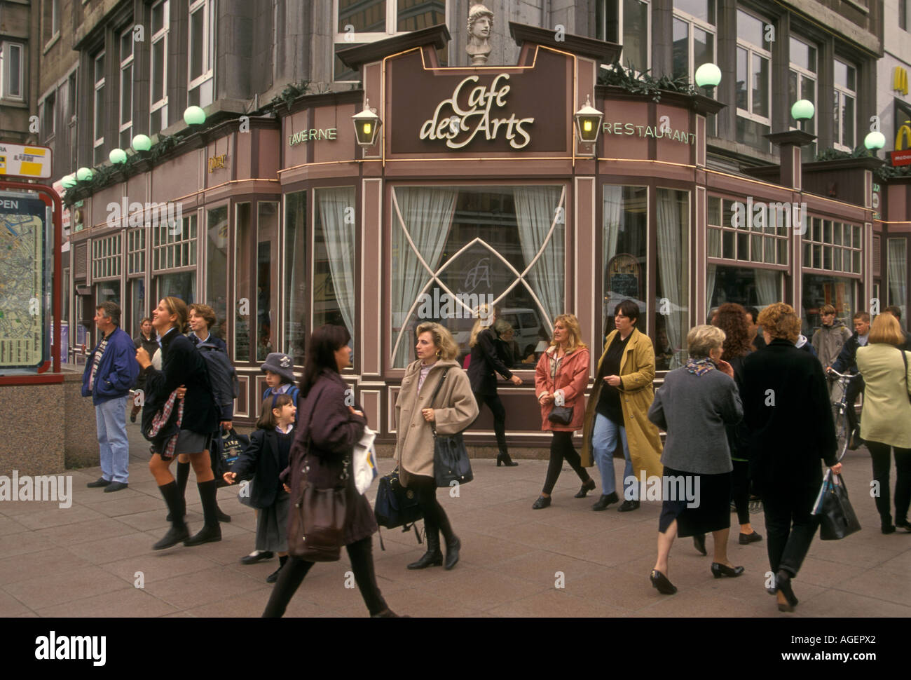 Belgians, Belgian people, Leysstraat, The Meir, city of Antwerp ...