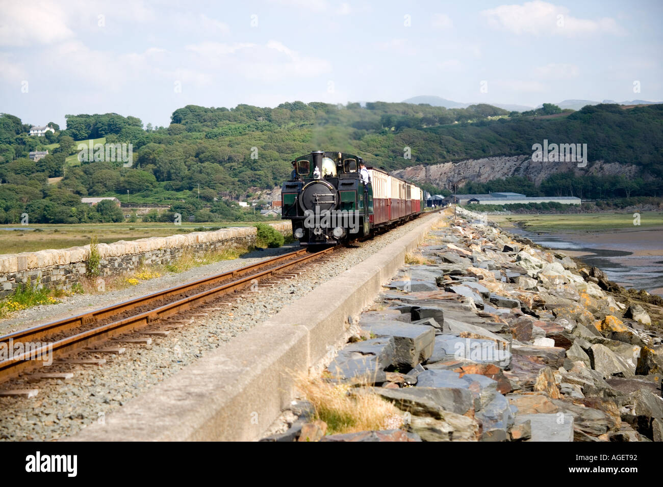 The Earl of Merioneth steam Train Ffestiniog steam railway on the cob ...