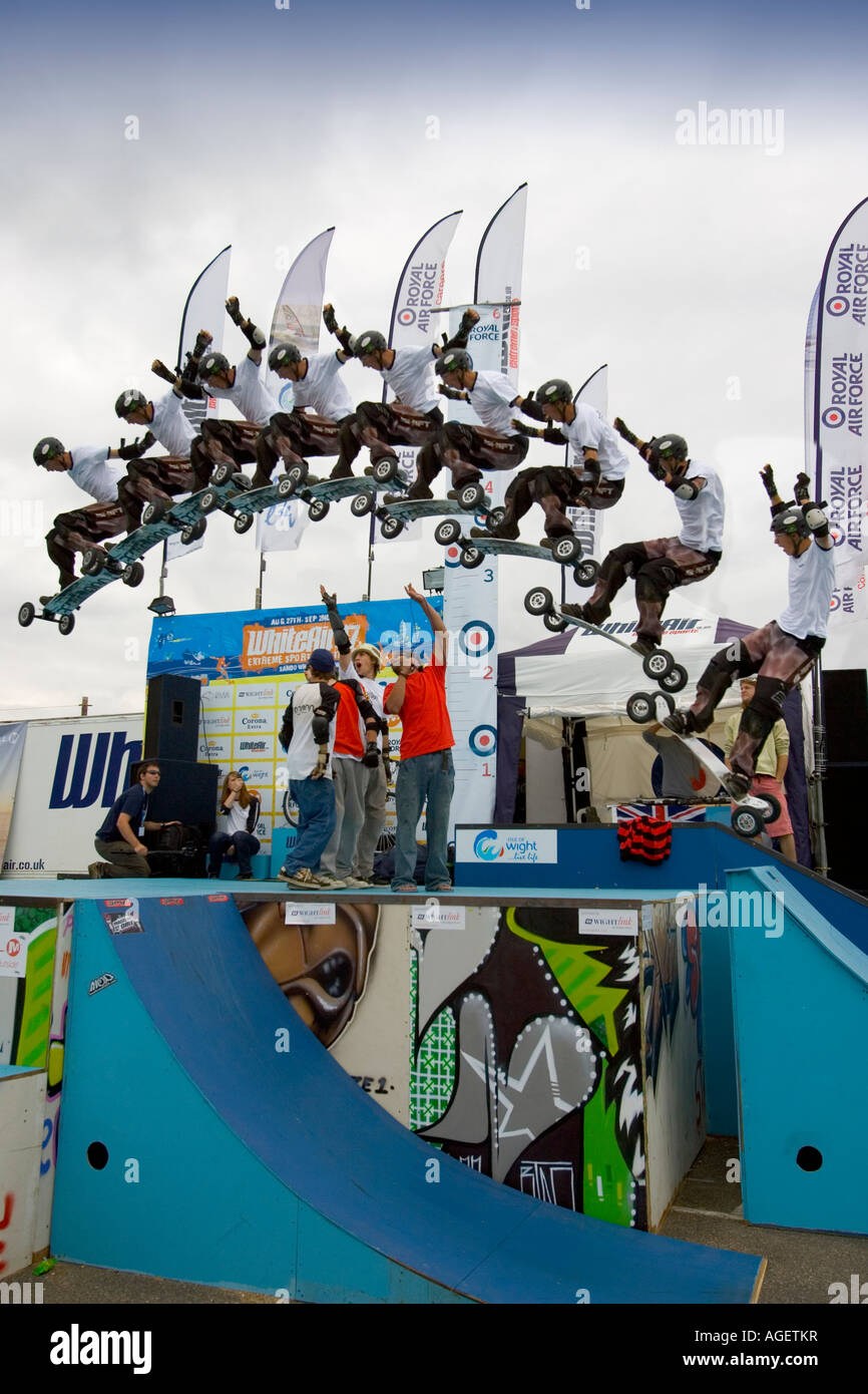 Jumping trucks hi-res stock photography and images - Alamy