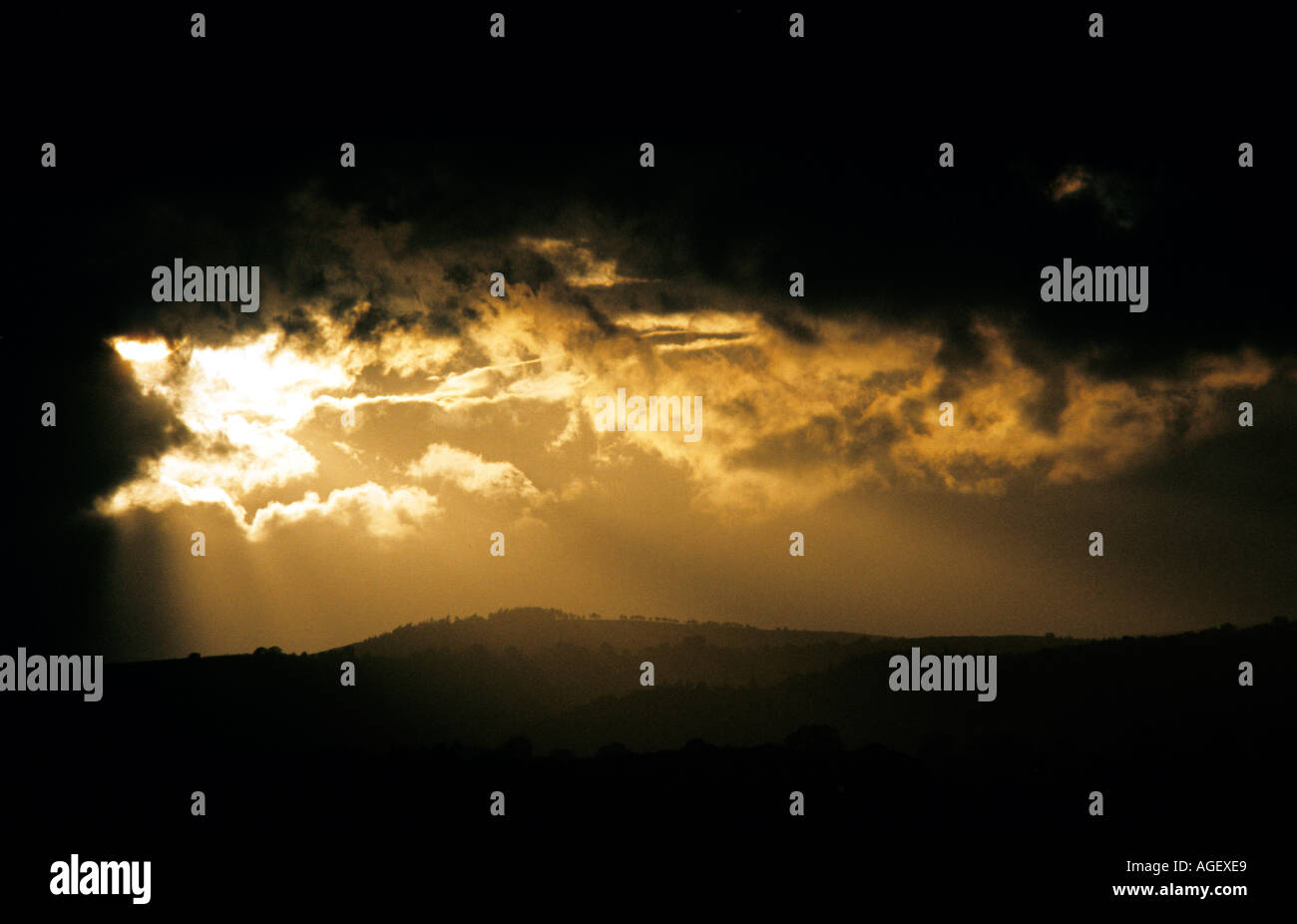 Welsh borders landscape hi-res stock photography and images - Alamy