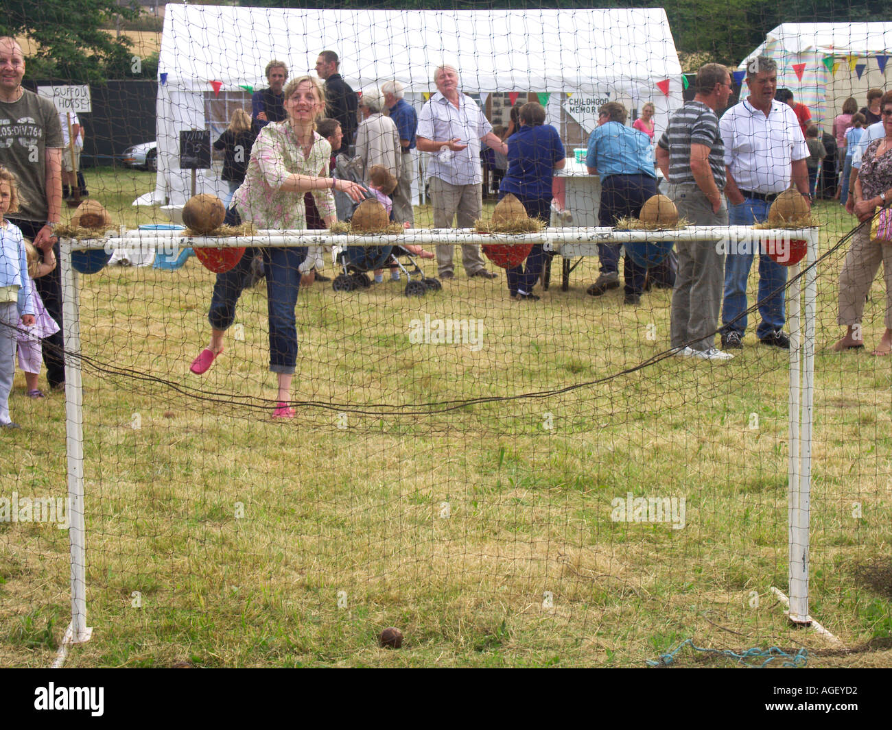 Coconut throwing hi-res stock photography and images - Alamy