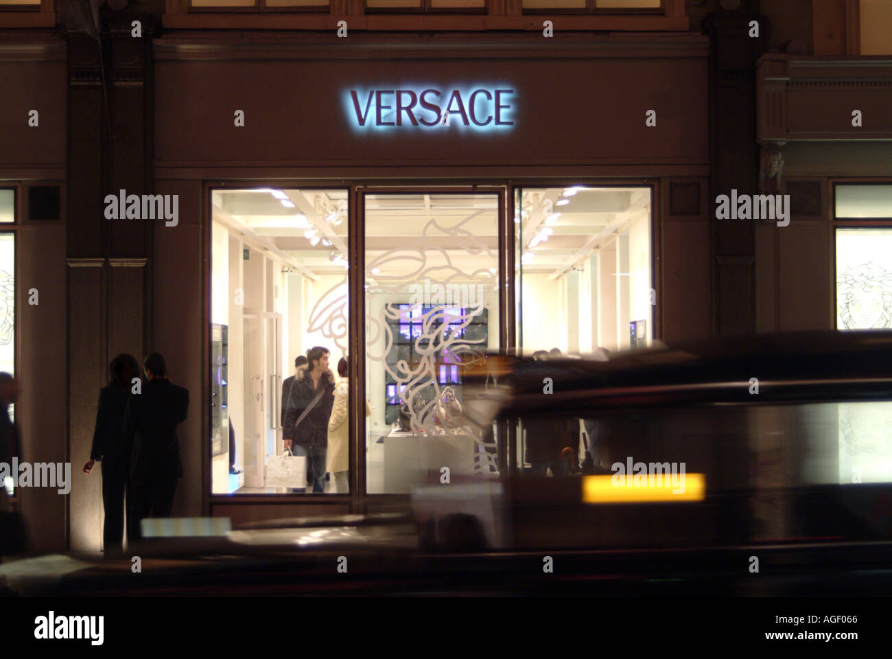 London Bond Street shop Versace Stock Photo - Alamy