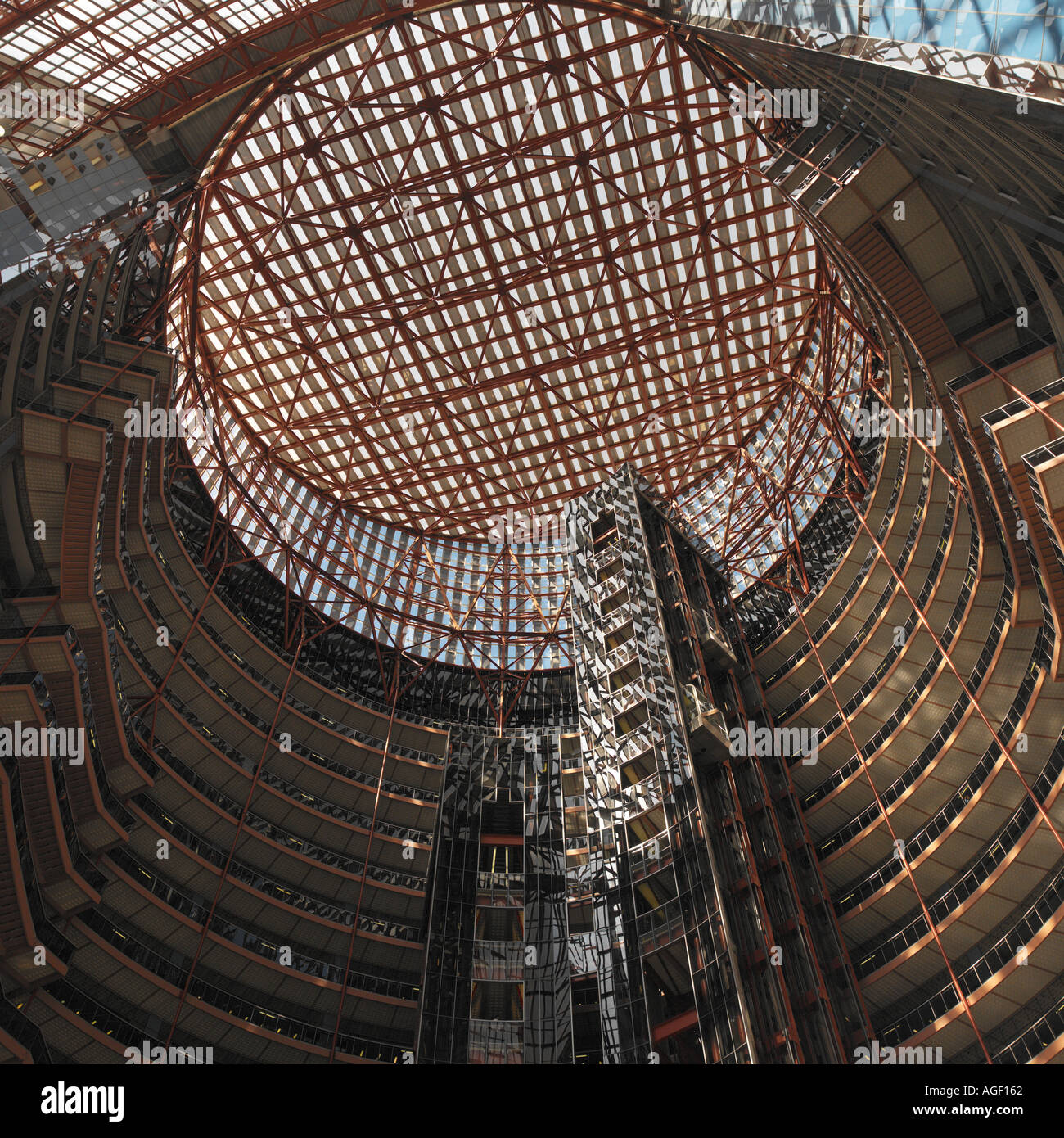 Interior of a building hi-res stock photography and images - Alamy