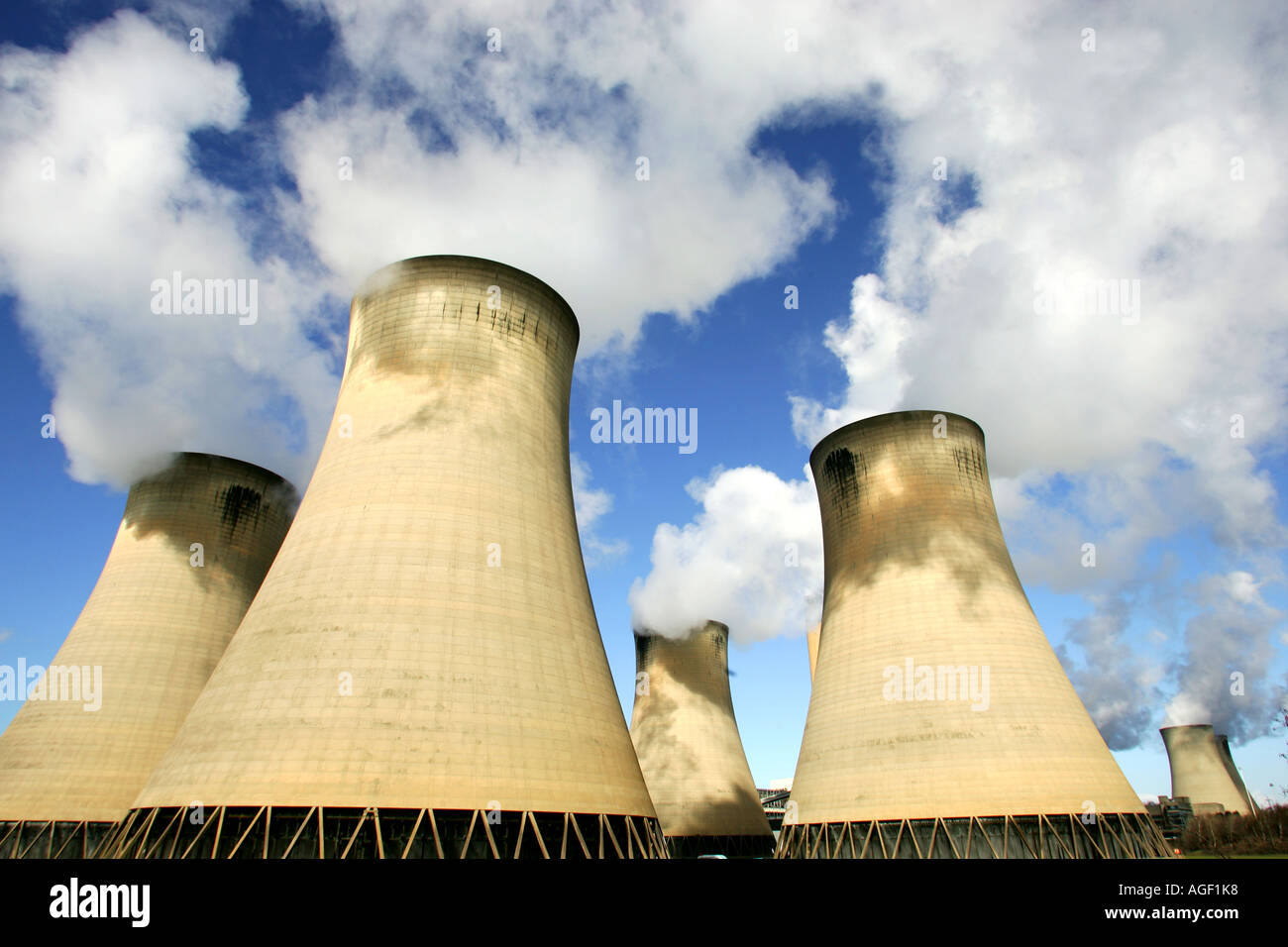 Selby Drax power station Cooling towers in Yorkshire England Stock ...