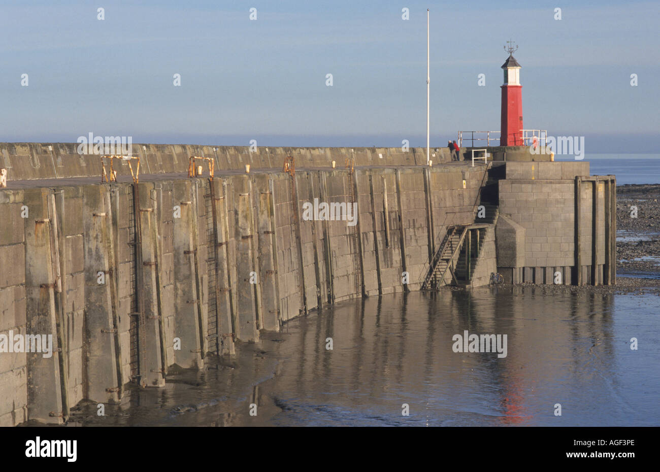 Watchet lighthouse hi-res stock photography and images - Alamy