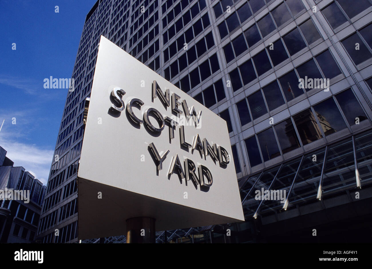 The revolving sign outside new scotland yard Stock Photo - Alamy