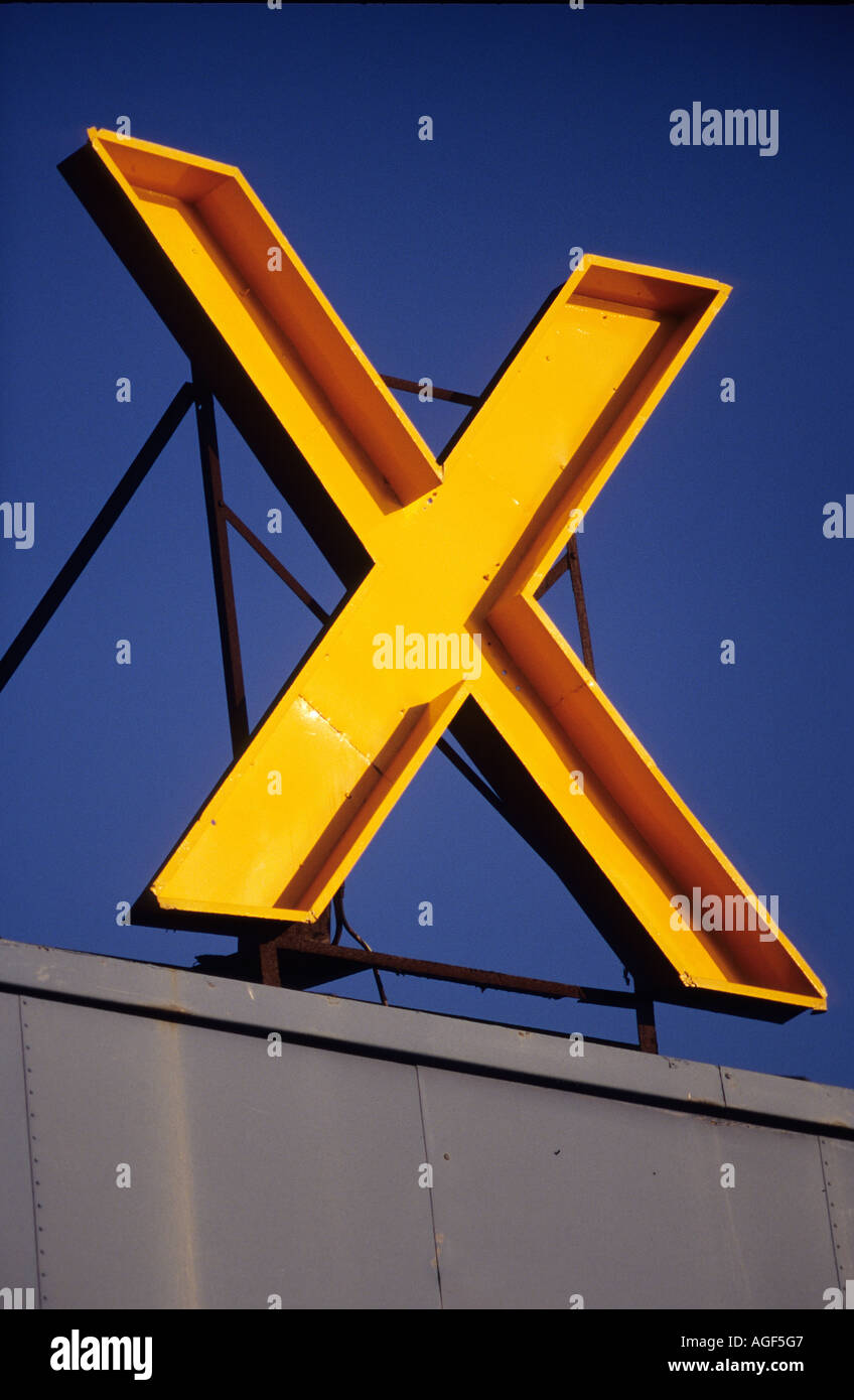 X sign hi-res stock photography and images - Alamy
