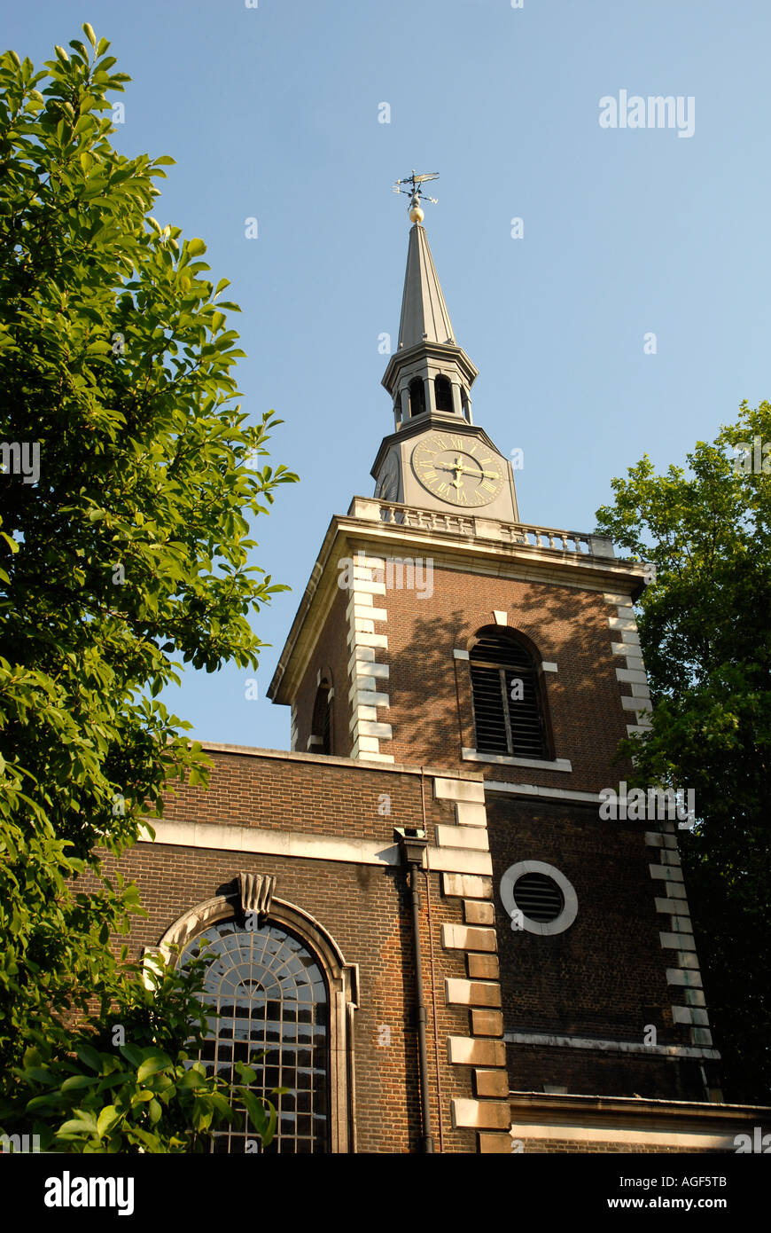 St james's church, piccadilly hi-res stock photography and images - Alamy