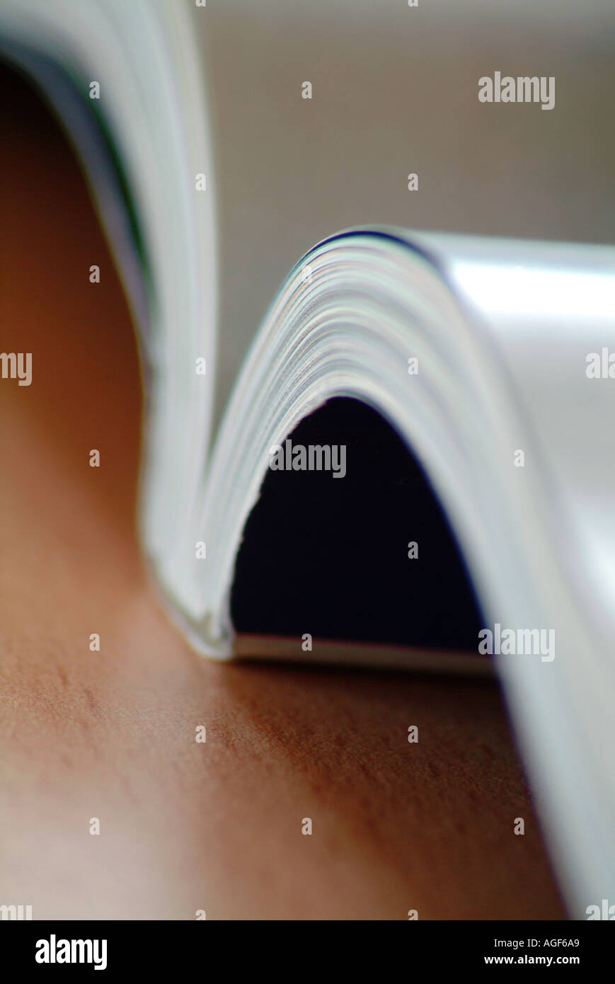 Magazine paper hi-res stock photography and images - Alamy