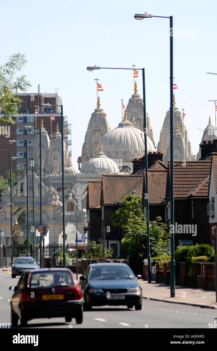 Shree swaminarayan temple neasden hi-res stock photography and images ...